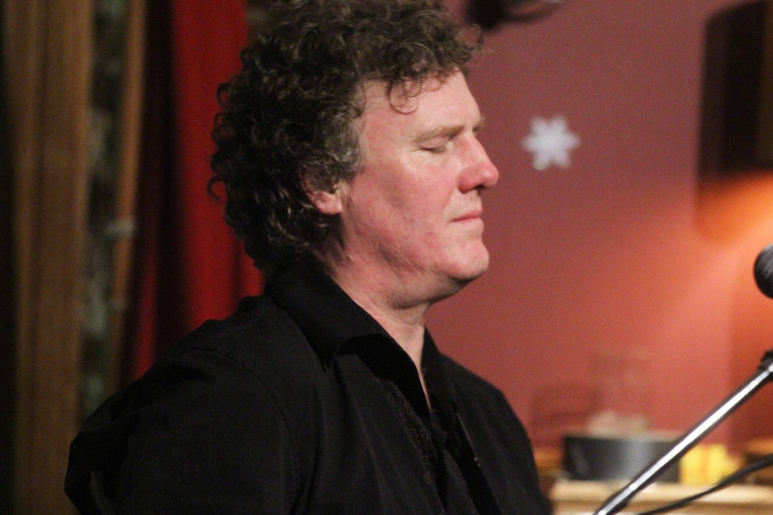 Three Times Lucky Dave Reid Slide Guitar – Kingston Blues Society